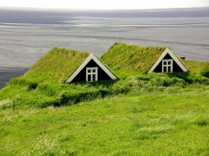 This Week’s Crazy Building: Icelandic Turf Houses - Gary Kent Real Estate