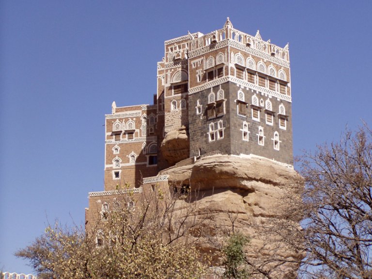 This Week’s Crazy Building: Dar al-Hajar - Gary Kent Real Estate